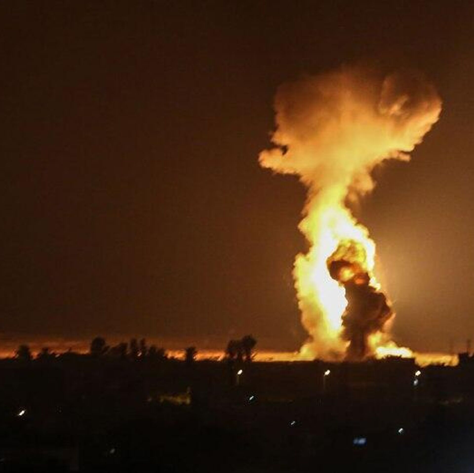 انفجارهای شدید استان سویدا در جنوب سوریه را لرزاند - 25.12.2025 ...